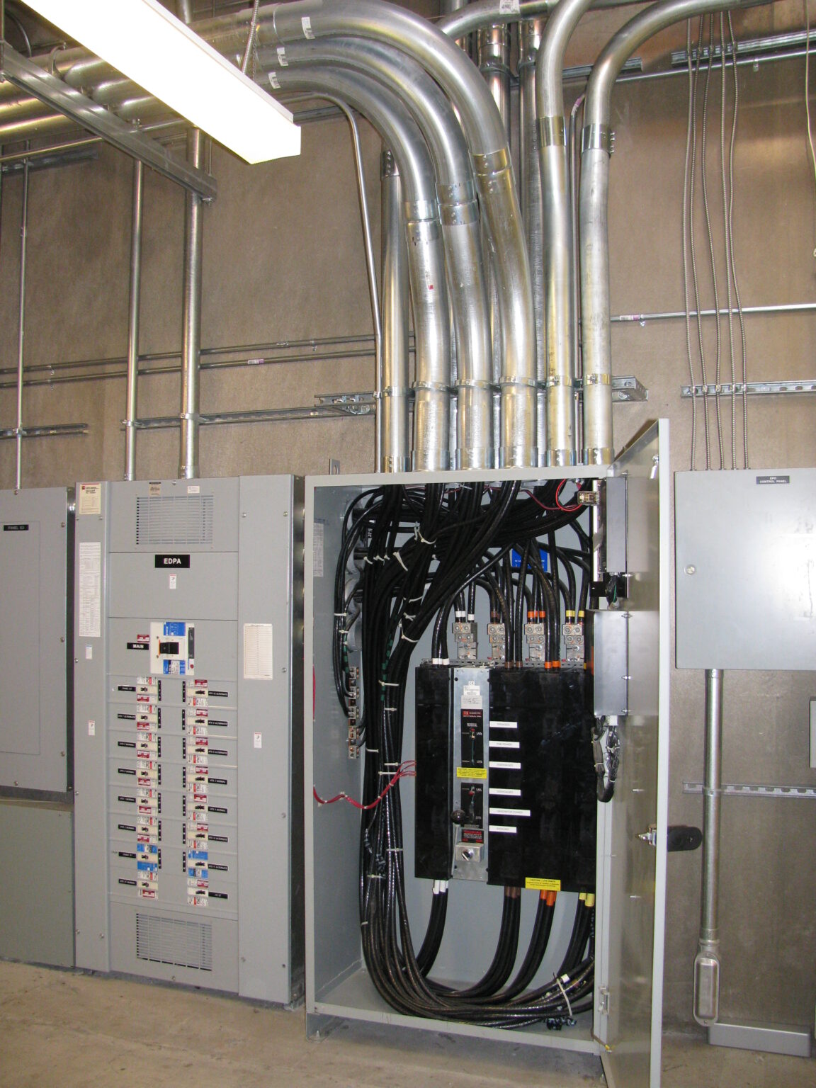 A Guide to Types of Electrical Panels | Prairie Electric