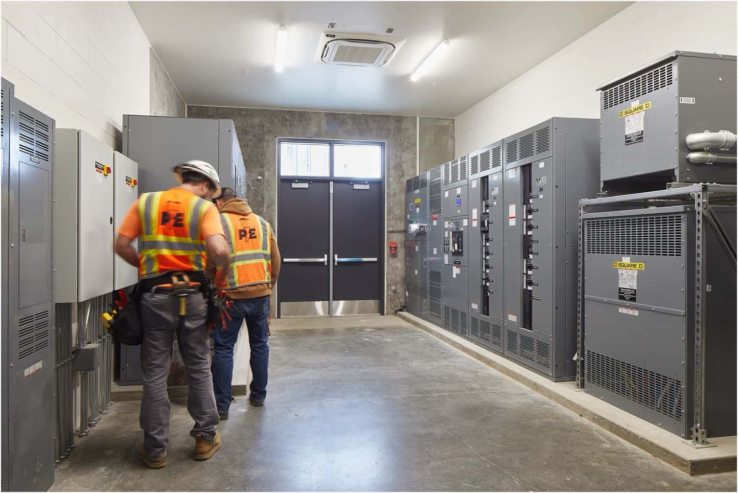 Understanding the Six Main Types of Conveyors | Prairie Electric